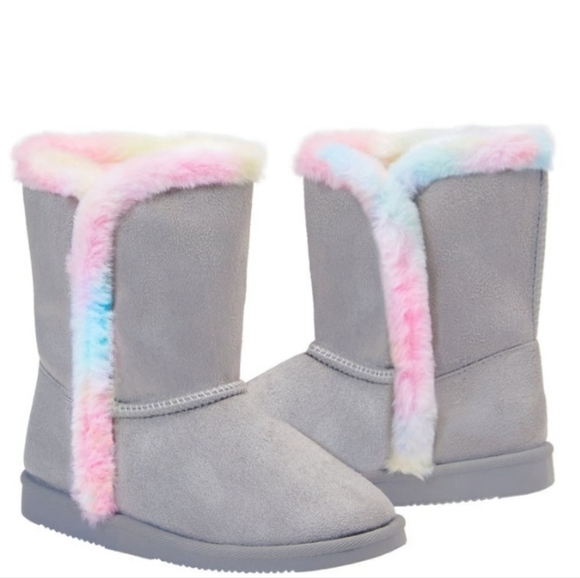 Shoes | Tuliphem Fuzzy Girl Boots | Poshmark